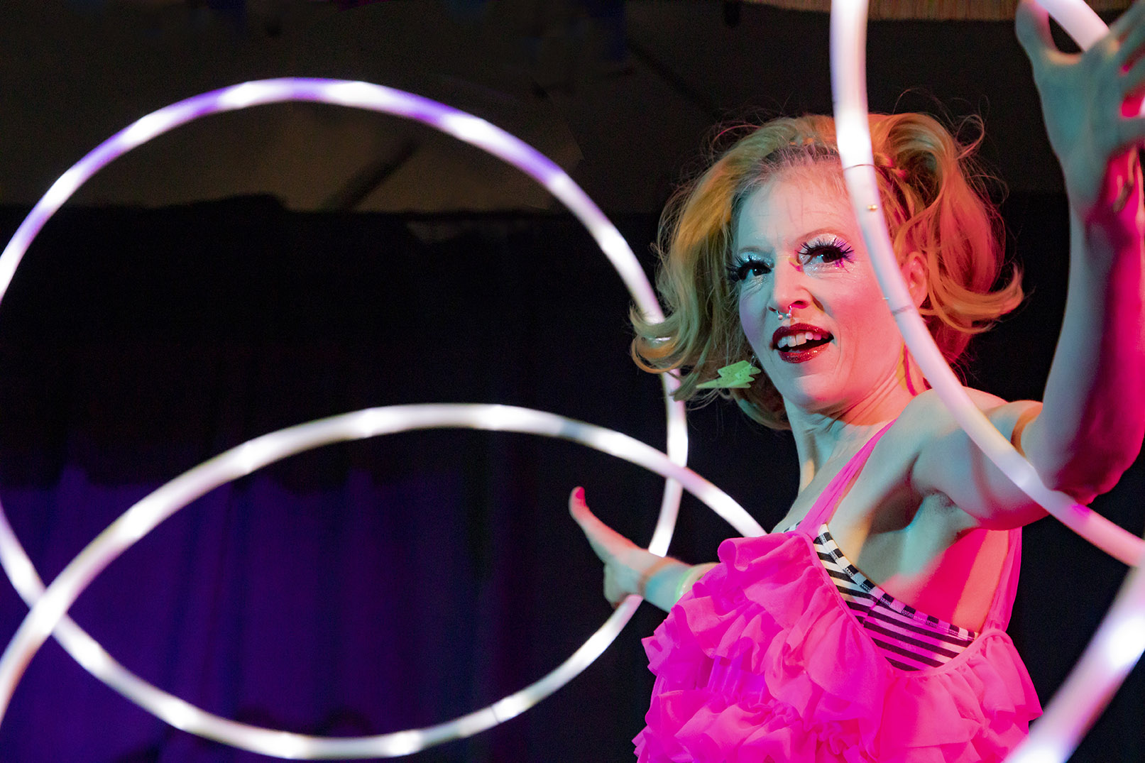Wizbang! Variety Circus MAYHEM! - BorderLight Festival